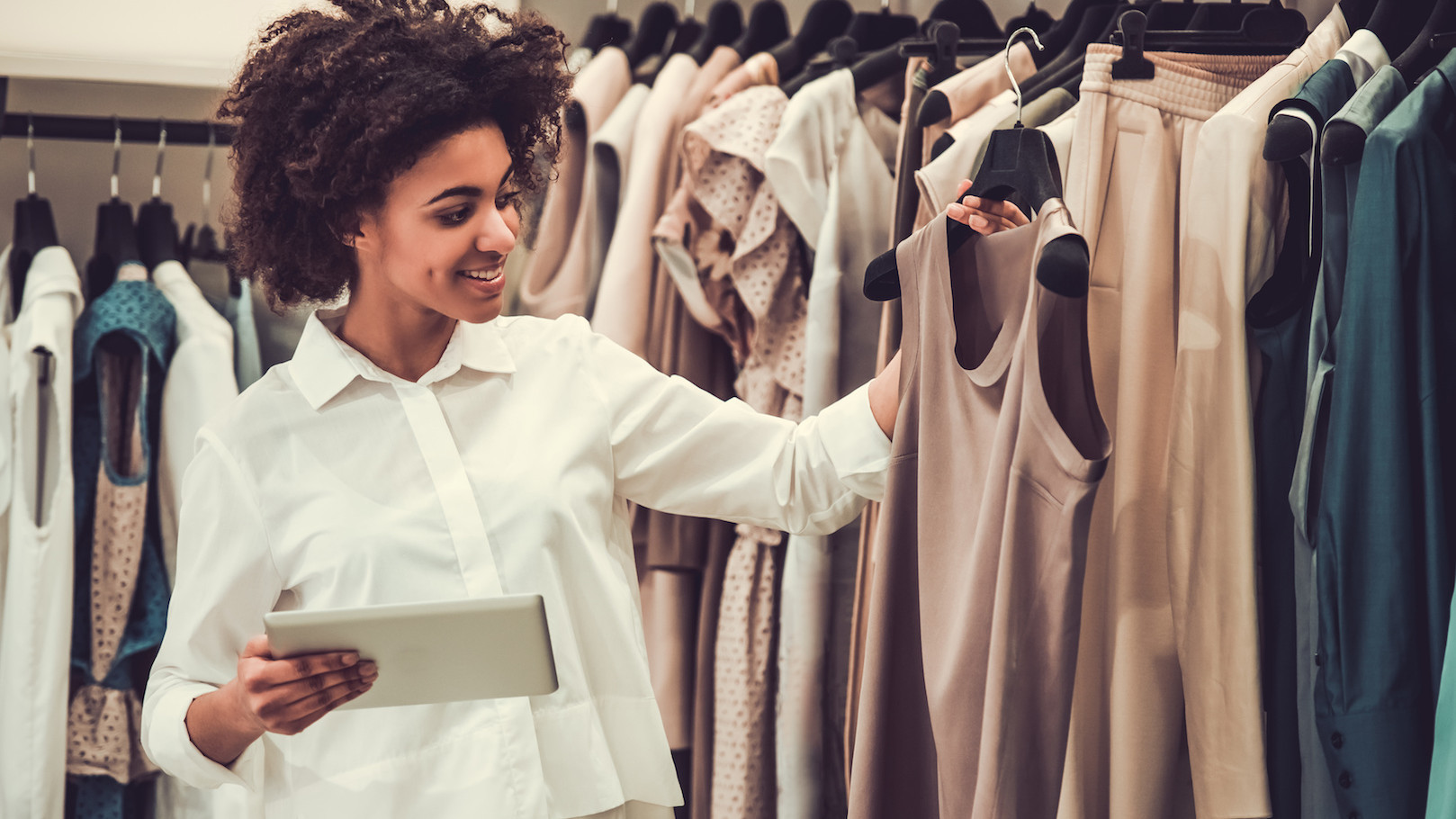 Considering the Alternatives While Shopping | Columbia Business School